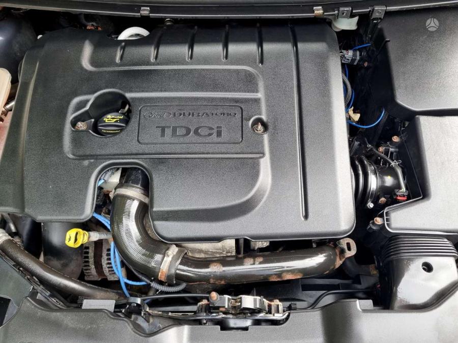Grey Ford Focus 2011 in Jonava, with an engine capacity of 1.56 L and mileage of 288 thousand km for 2499 €, photo 25 on AUTOMOTO.COM.LV