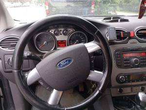 Grey Ford Focus 2011 in Vilnius, with an engine capacity of 1.56 L and mileage of 227 thousand km for 1599 €, photo 6 on AUTOMOTO.COM.LV