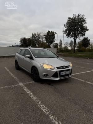 Grey Ford Focus 2011 in Kaunas, with an engine capacity of 1.60 L and mileage of 305 thousand km for 2400 €, photo 7 on AUTOMOTO.COM.LV