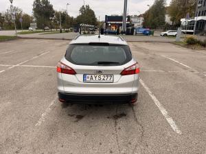 Grey Ford Focus 2011 in Kaunas, with an engine capacity of 1.60 L and mileage of 305 thousand km for 2400 €, photo 12 on AUTOMOTO.COM.LV