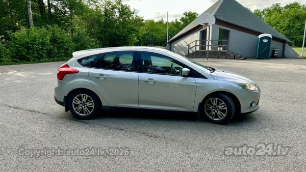 Pelēks Ford Focus 2012 Tallina, ar dzinēja tilpumu 1.60 L un nobraukumu 195 tūkst. km par 3190 €, foto 4 vietnē AUTOMOTO.COM.LV