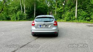 Pelēks Ford Focus 2012 Tallina, ar dzinēja tilpumu 1.60 L un nobraukumu 195 tūkst. km par 3190 €, foto 8 vietnē AUTOMOTO.COM.LV