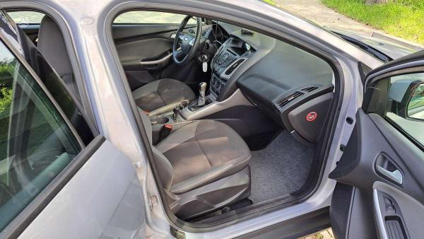 Grey Ford Focus 2012 in Kaunas, with an engine capacity of 1.60 L and mileage of 80 thousand km for 6500 €, photo 6 on AUTOMOTO.COM.LV