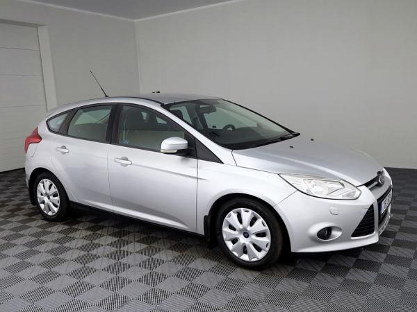 Grey Ford Focus 2012 in Tallinn, with an engine capacity of 1.60 L and mileage of 249 thousand km for 2499 €, photo 8 on AUTOMOTO.COM.LV