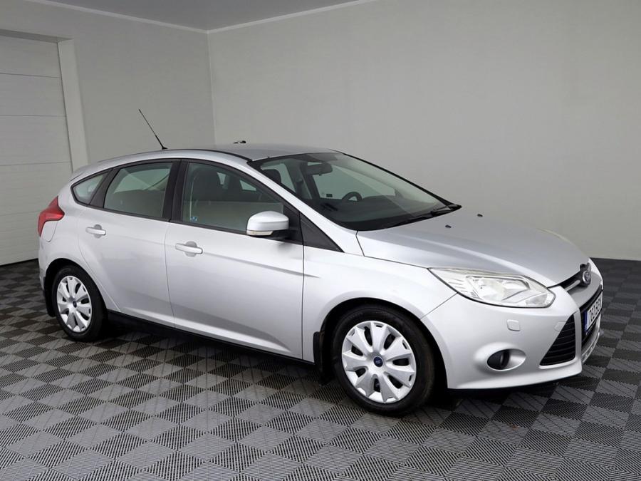 Pelēks Ford Focus 2012 Tallina, ar dzinēja tilpumu 1.60 L un nobraukumu 249 tūkst. km par 2499 €, foto 9 vietnē AUTOMOTO.COM.LV