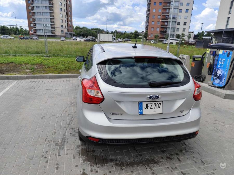 Grey Ford Focus 2012 in Gargzdai, with an engine capacity of 2.00 L and mileage of 186 thousand km for 3600 €, photo 5 on AUTOMOTO.COM.LV