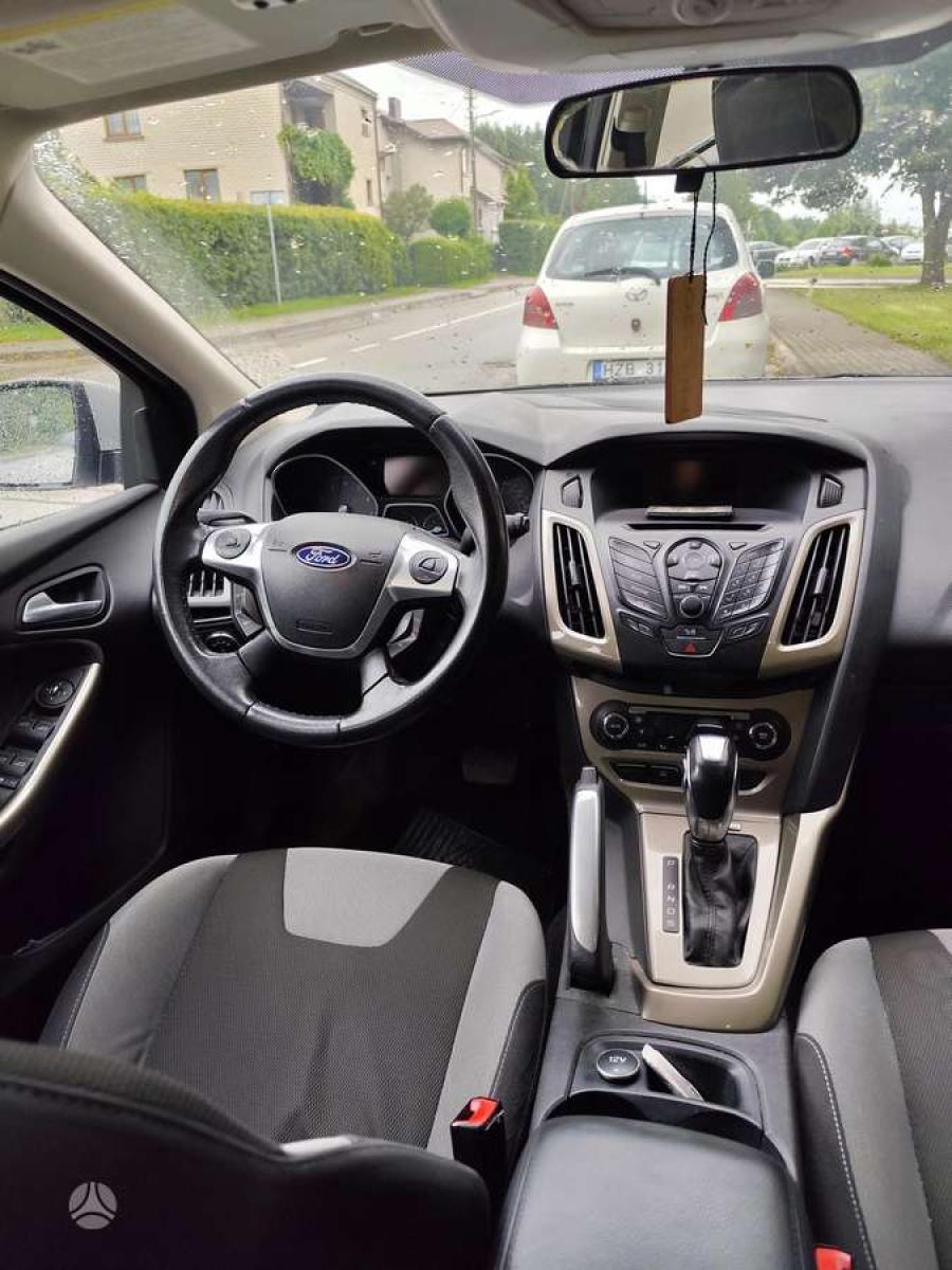 Grey Ford Focus 2012 in Gargzdai, with an engine capacity of 2.00 L and mileage of 186 thousand km for 3600 €, photo 10 on AUTOMOTO.COM.LV