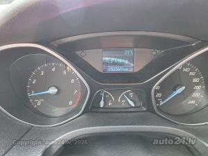 Pelēks Ford Focus 2012 Pērnava, ar dzinēja tilpumu 1.60 L un nobraukumu 57 tūkst. km par 4800 €, foto 9 vietnē AUTOMOTO.COM.LV