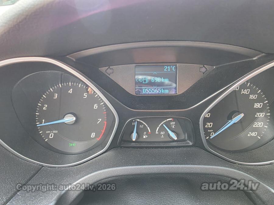 Pelēks Ford Focus 2012 Pērnava, ar dzinēja tilpumu 1.60 L un nobraukumu 57 tūkst. km par 4800 €, foto 9 vietnē AUTOMOTO.COM.LV
