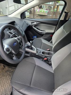 Pelēks Ford Focus 2012 Pērnava, ar dzinēja tilpumu 1.60 L un nobraukumu 57 tūkst. km par 4800 €, foto 11 vietnē AUTOMOTO.COM.LV