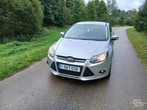 Pelēks Ford Focus 2012 Alīta, ar dzinēja tilpumu 1.00 L un nobraukumu 190 tūkst. km par 1950 €, foto  vietnē AUTOMOTO.COM.LV