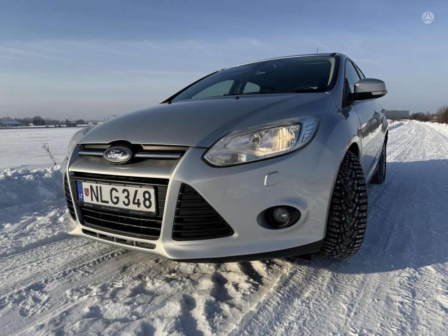 Grey Ford Focus 2013 in Klaipeda, with an engine capacity of 1.00 L and mileage of 192 thousand km for 3200 €, photo 5 on AUTOMOTO.COM.LV