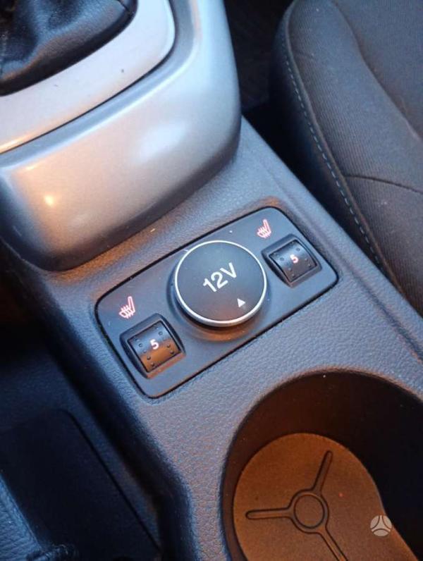 Grey Ford Focus 2013 in Utena, with an engine capacity of 1.00 L and mileage of 145 thousand km for 3399 €, photo 11 on AUTOMOTO.COM.LV