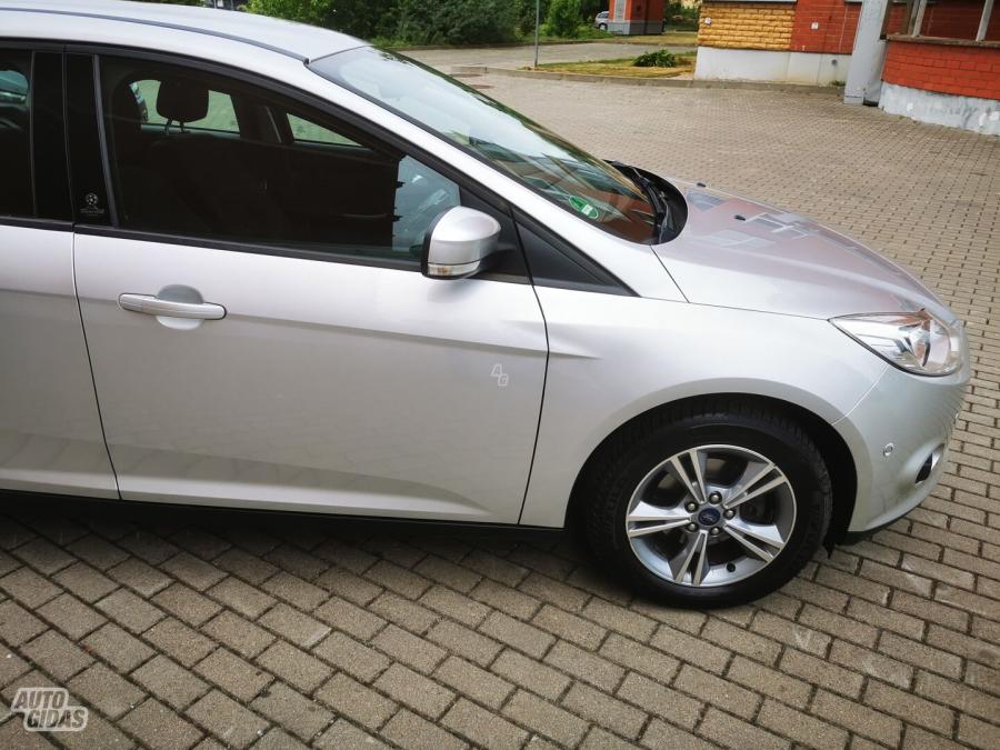 Pelēks Ford Focus 2013 Klaipėda, ar dzinēja tilpumu 1.00 L un nobraukumu 147 tūkst. km par 3490 €, foto 15 vietnē AUTOMOTO.COM.LV