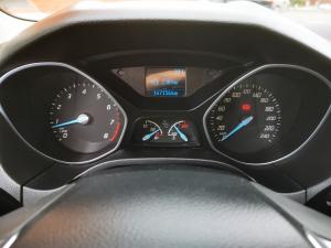 Pelēks Ford Focus 2013 Klaipėda, ar dzinēja tilpumu 1.00 L un nobraukumu 147 tūkst. km par 3490 €, foto 30 vietnē AUTOMOTO.COM.LV