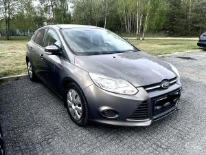 Grey Ford Focus 2013 in Vilnius, with an engine capacity of 1.00 L and mileage of 95 thousand km for 1499 €, photo  on AUTOMOTO.COM.LV