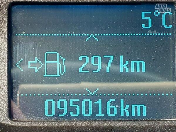 Pelēks Ford Focus 2013 Viļņa, ar dzinēja tilpumu 1.00 L un nobraukumu 95 tūkst. km par 1499 €, foto 2 vietnē AUTOMOTO.COM.LV