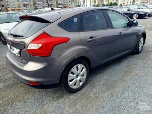 Grey Ford Focus 2013 in Vilnius, with an engine capacity of 1.00 L and mileage of 95 thousand km for 1499 €, photo 4 on AUTOMOTO.COM.LV