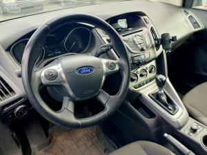 Grey Ford Focus 2013 in Vilnius, with an engine capacity of 1.00 L and mileage of 95 thousand km for 1499 €, photo 11 on AUTOMOTO.COM.LV
