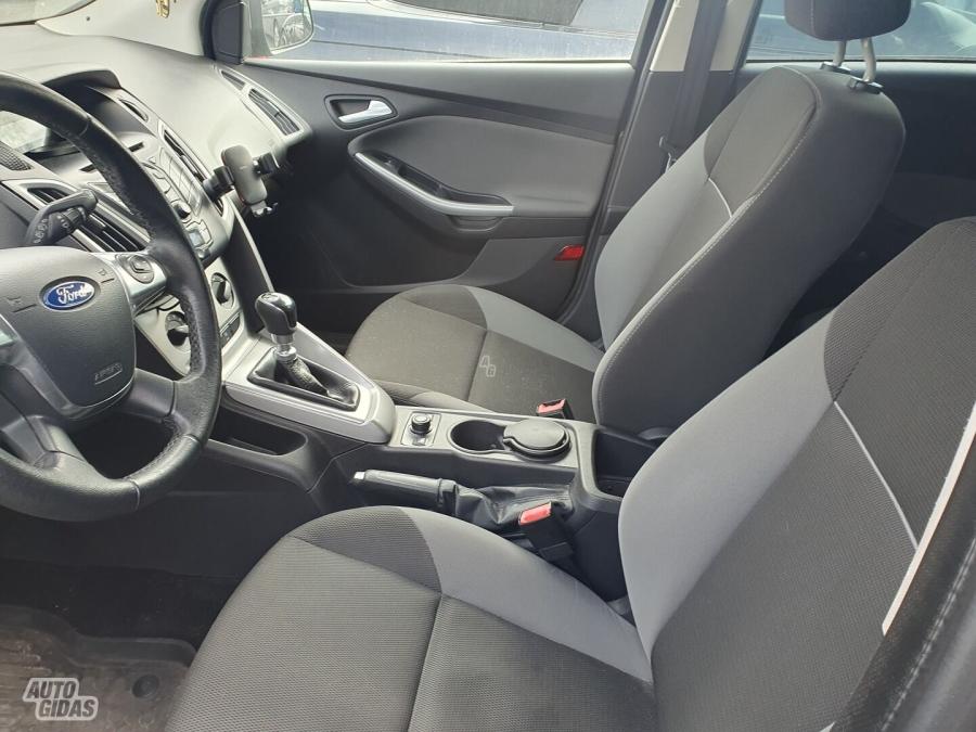 Grey Ford Focus 2013 in Vilnius, with an engine capacity of 1.00 L and mileage of 95 thousand km for 1499 €, photo 12 on AUTOMOTO.COM.LV