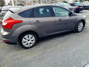Grey Ford Focus 2013 in Vilnius, with an engine capacity of 1.00 L and mileage of 95 thousand km for 1499 €, photo 18 on AUTOMOTO.COM.LV