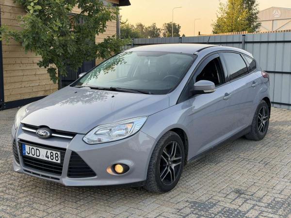 Pelēks Ford Focus 2013 Šauļi, ar dzinēja tilpumu 1.56 L un nobraukumu 3 tūkst. km par 1500 €, foto 1 vietnē AUTOMOTO.COM.LV