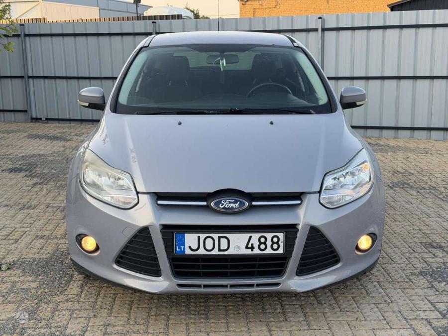 Pelēks Ford Focus 2013 Šauļi, ar dzinēja tilpumu 1.56 L un nobraukumu 3 tūkst. km par 1500 €, foto 12 vietnē AUTOMOTO.COM.LV