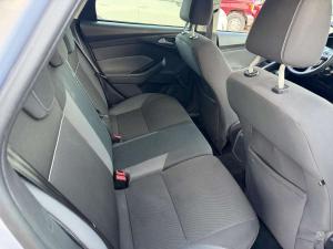 Pelēks Ford Focus 2013 Šauļi, ar dzinēja tilpumu 1.56 L un nobraukumu 3 tūkst. km par 1500 €, foto 14 vietnē AUTOMOTO.COM.LV