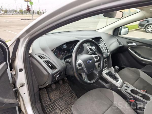 Pelēks Ford Focus 2013 Rīga, ar dzinēja tilpumu 1.60 L un nobraukumu 208 tūkst. km par 3350 €, foto 8 vietnē AUTOMOTO.COM.LV