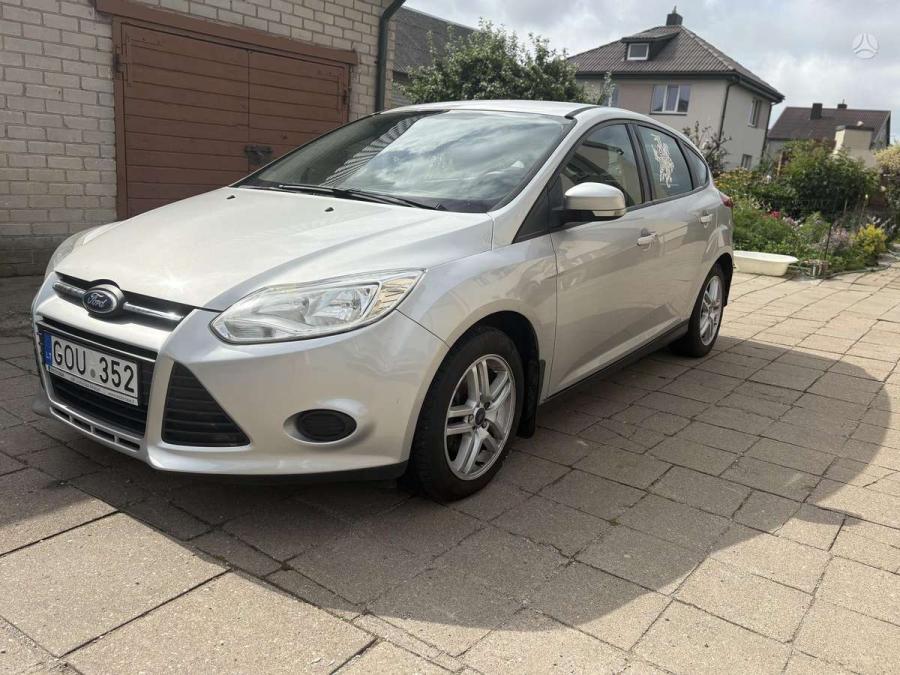 Pelēks Ford Focus 2013 Klaipėda, ar dzinēja tilpumu 1.60 L un nobraukumu 155 tūkst. km par 2800 €, foto 1 vietnē AUTOMOTO.COM.LV