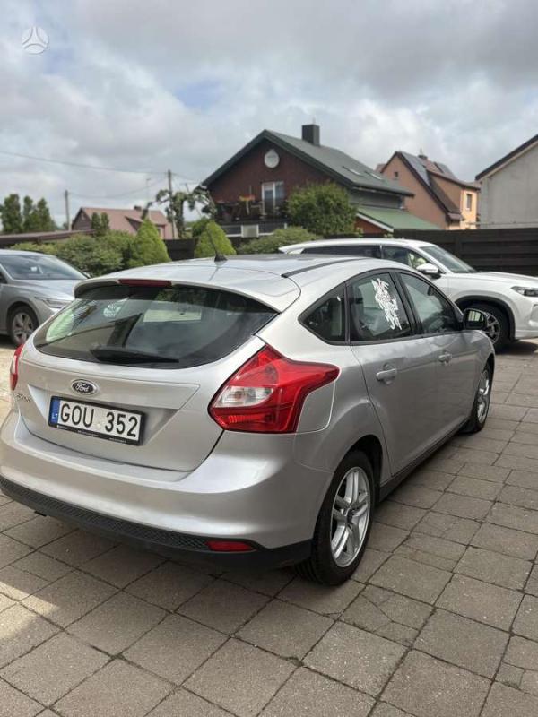 Pelēks Ford Focus 2013 Klaipėda, ar dzinēja tilpumu 1.60 L un nobraukumu 155 tūkst. km par 2800 €, foto 8 vietnē AUTOMOTO.COM.LV