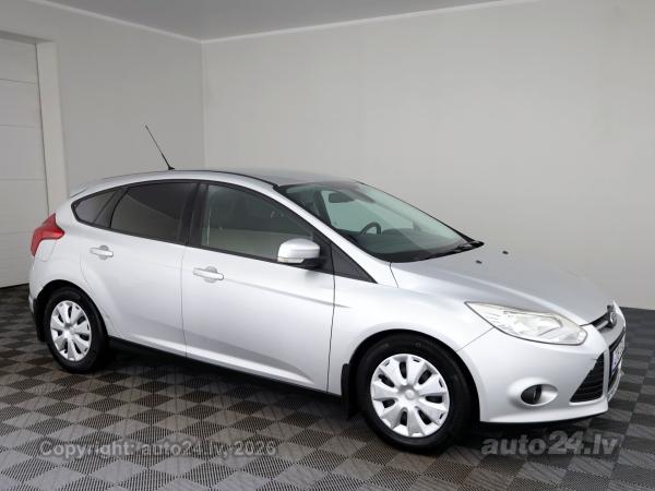 Pelēks Ford Focus 2013 Tallina, ar dzinēja tilpumu 1.60 L un nobraukumu 268 tūkst. km par 1699 €, foto 1 vietnē AUTOMOTO.COM.LV