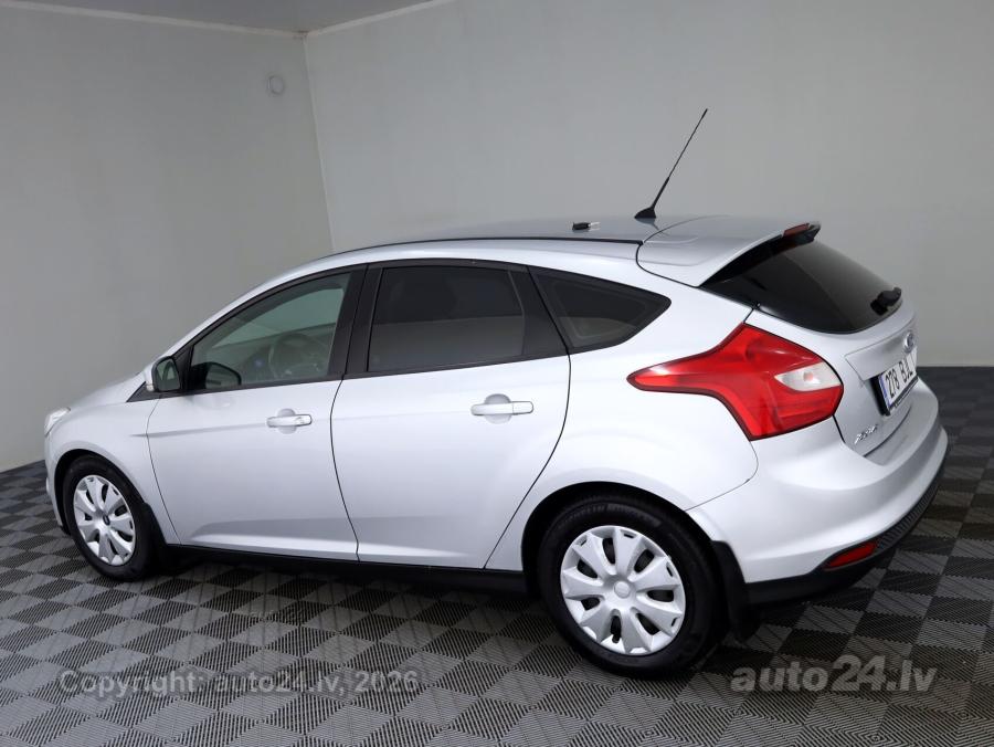 Grey Ford Focus 2013 in Tallinn, with an engine capacity of 1.60 L and mileage of 268 thousand km for 1699 €, photo 5 on AUTOMOTO.COM.LV