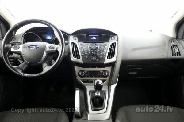 Pelēks Ford Focus 2013 Tallina, ar dzinēja tilpumu 1.60 L un nobraukumu 268 tūkst. km par 1699 €, foto 5 vietnē AUTOMOTO.COM.LV