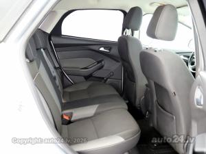 Grey Ford Focus 2013 in Tallinn, with an engine capacity of 1.60 L and mileage of 268 thousand km for 1699 €, photo 8 on AUTOMOTO.COM.LV