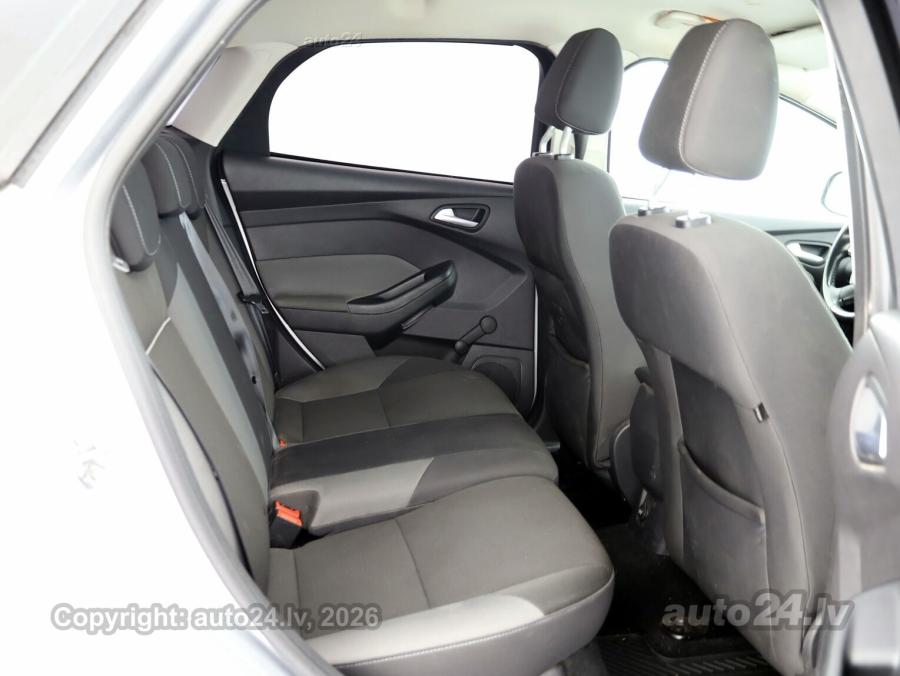 Grey Ford Focus 2013 in Tallinn, with an engine capacity of 1.60 L and mileage of 268 thousand km for 1699 €, photo 8 on AUTOMOTO.COM.LV