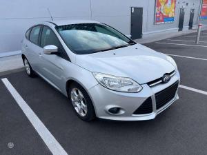 Pelēks Ford Focus 2013 Kauņa, ar dzinēja tilpumu 1.60 L un nobraukumu 284 tūkst. km par 2250 €, foto  vietnē AUTOMOTO.COM.LV