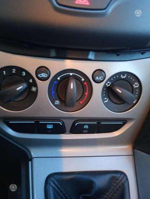 Grey Ford Focus 2013 in Utena, with an engine capacity of 1.00 L and mileage of 145 thousand km for 2500 €, photo 19 on AUTOMOTO.COM.LV
