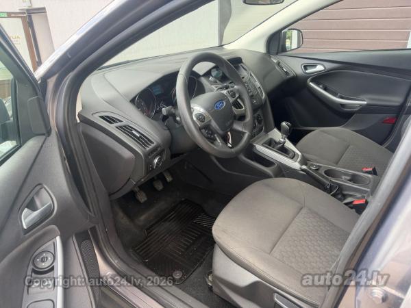 Pelēks Ford Focus 2013 Veru, ar dzinēja tilpumu 1.00 L un nobraukumu 103 tūkst. km par 3990 €, foto 4 vietnē AUTOMOTO.COM.LV