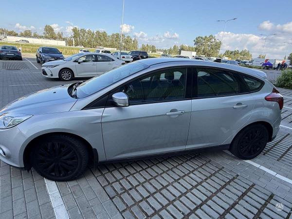 Grey Ford Focus 2013 in Vilnius, with an engine capacity of 1.56 L and mileage of 196 thousand km for 3200 €, photo 6 on AUTOMOTO.COM.LV