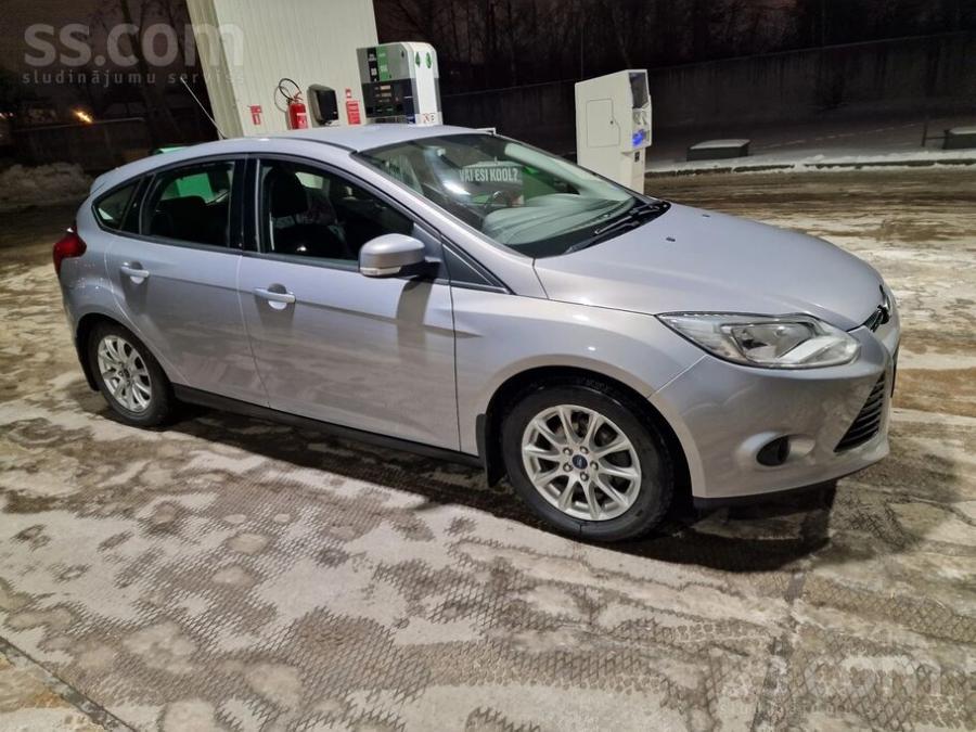 Grey Ford Focus 2014 in Riga, with an engine capacity of 1.60 L and mileage of 0 thousand km for 4970 €, photo 1 on AUTOMOTO.COM.LV