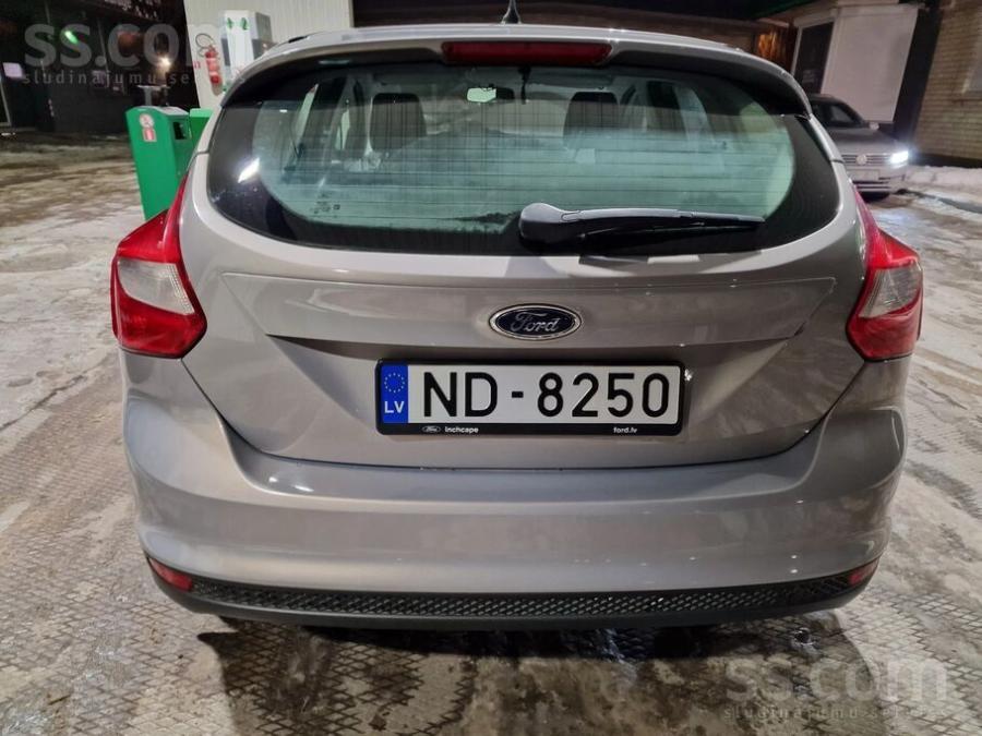 Grey Ford Focus 2014 in Riga, with an engine capacity of 1.60 L and mileage of 0 thousand km for 4970 €, photo 7 on AUTOMOTO.COM.LV