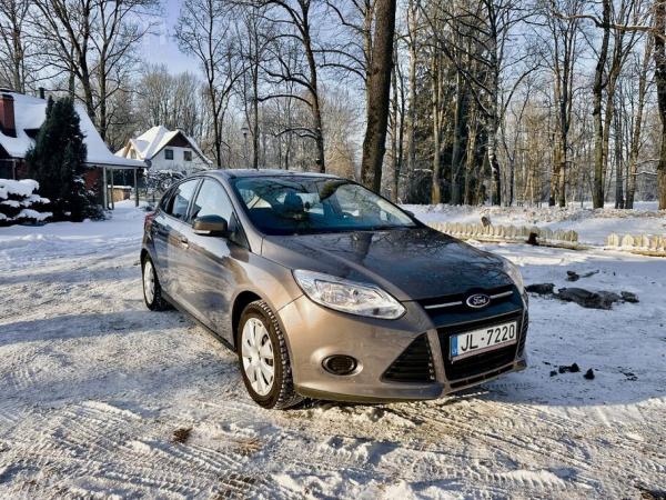 Pelēks Ford Focus 2014 Bauska, ar dzinēja tilpumu 1.60 L un nobraukumu 197 tūkst. km par 3400 €, foto 1 vietnē AUTOMOTO.COM.LV