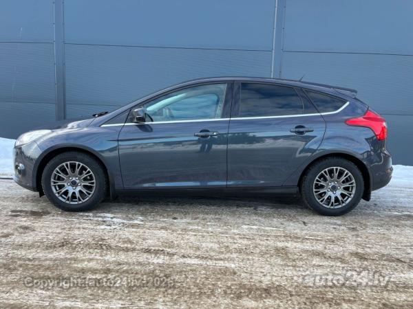 Grey Ford Focus 2014 in Kuressaare, with an engine capacity of 1.60 L and mileage of 117 thousand km for 6490 €, photo 8 on AUTOMOTO.COM.LV