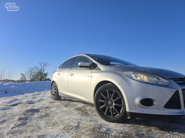 Grey Ford Focus 2014 in Vilnius, with an engine capacity of 2.00 L and mileage of 130 thousand km for 3999 €, photo 1 on AUTOMOTO.COM.LV