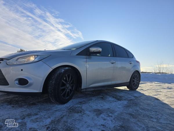 Grey Ford Focus 2014 in Vilnius, with an engine capacity of 2.00 L and mileage of 130 thousand km for 3899 €, photo 2 on AUTOMOTO.COM.LV