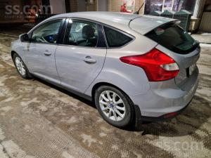 Pelēks Ford Focus 2014 Rīga, ar dzinēja tilpumu 1.60 L un nobraukumu 154 tūkst. km par 4370 €, foto 8 vietnē AUTOMOTO.COM.LV