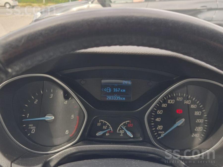 Grey Ford Focus 2014 in Riga, with an engine capacity of 1.60 L and mileage of 203 thousand km for 3890 €, photo 14 on AUTOMOTO.COM.LV