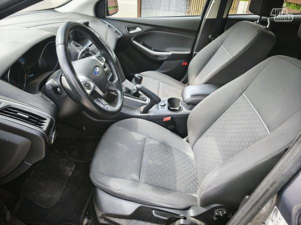 Grey Ford Focus 2014 in Kaunas, with an engine capacity of 1.00 L and mileage of 166 thousand km for 1200 €, photo 6 on AUTOMOTO.COM.LV