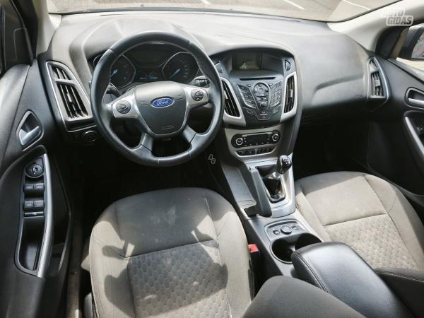 Grey Ford Focus 2014 in Kaunas, with an engine capacity of 1.00 L and mileage of 166 thousand km for 1200 €, photo 7 on AUTOMOTO.COM.LV
